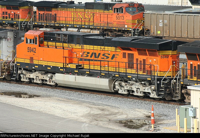 BNSF 5942